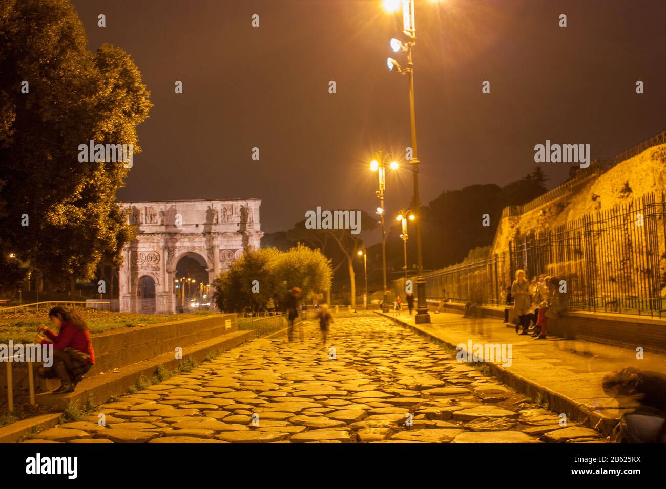 Rome during covd19 lock down: totally desert with no people around ...