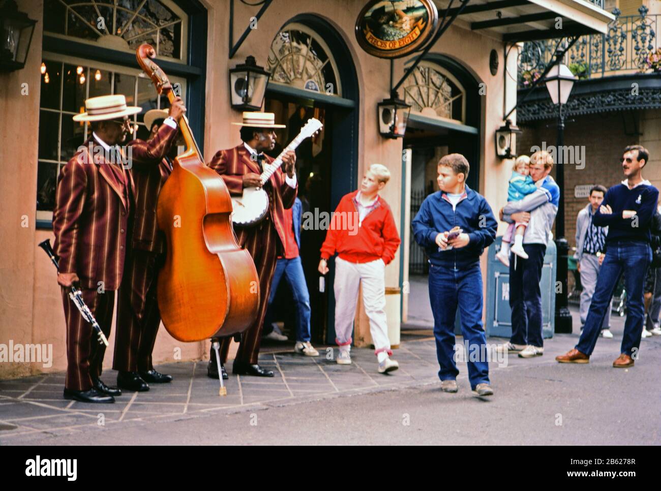 Disneyland ca. 1986 Stock Photo - Alamy