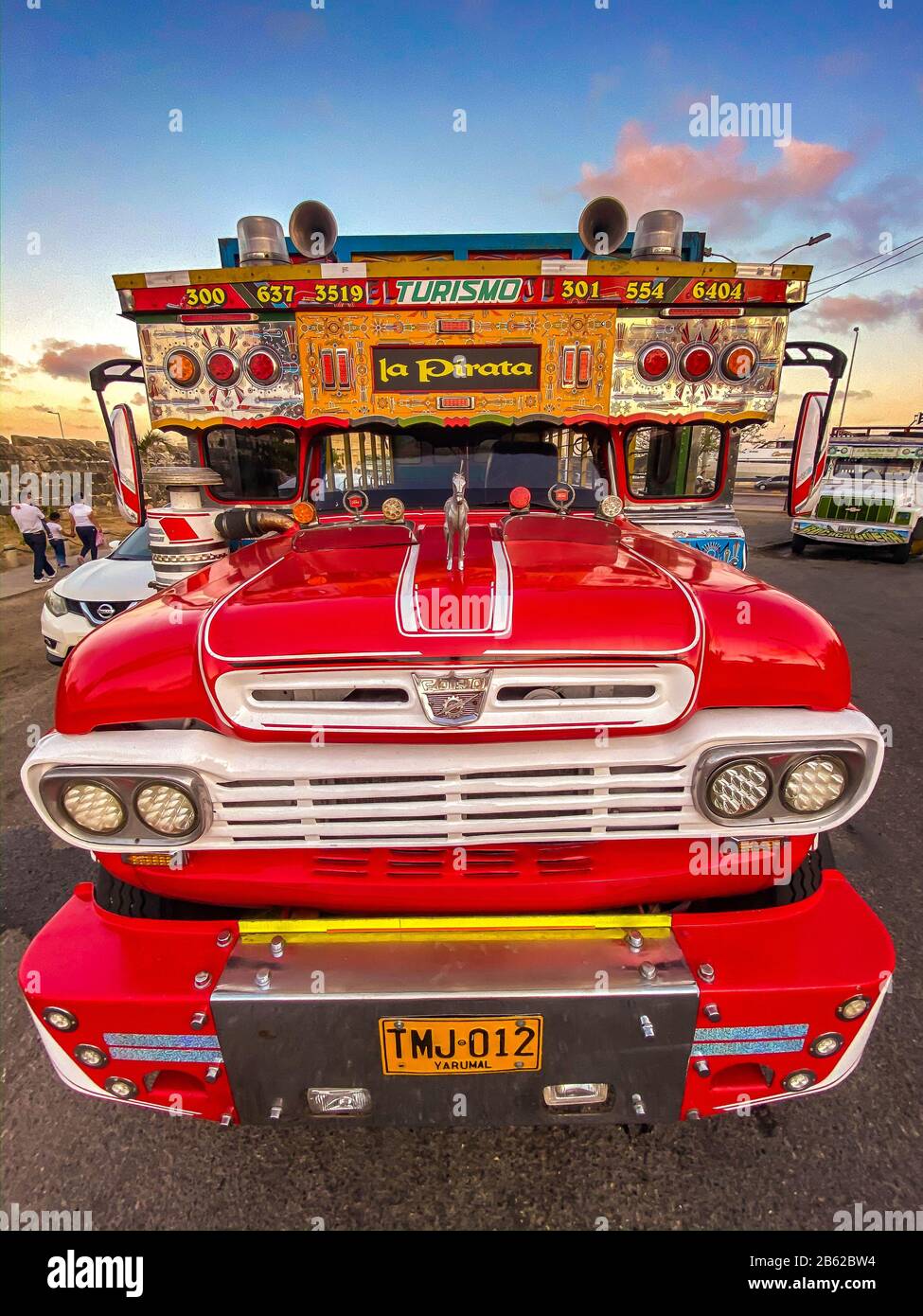 chiva bus in Cartagena, Colombia Stock Photo - Alamy