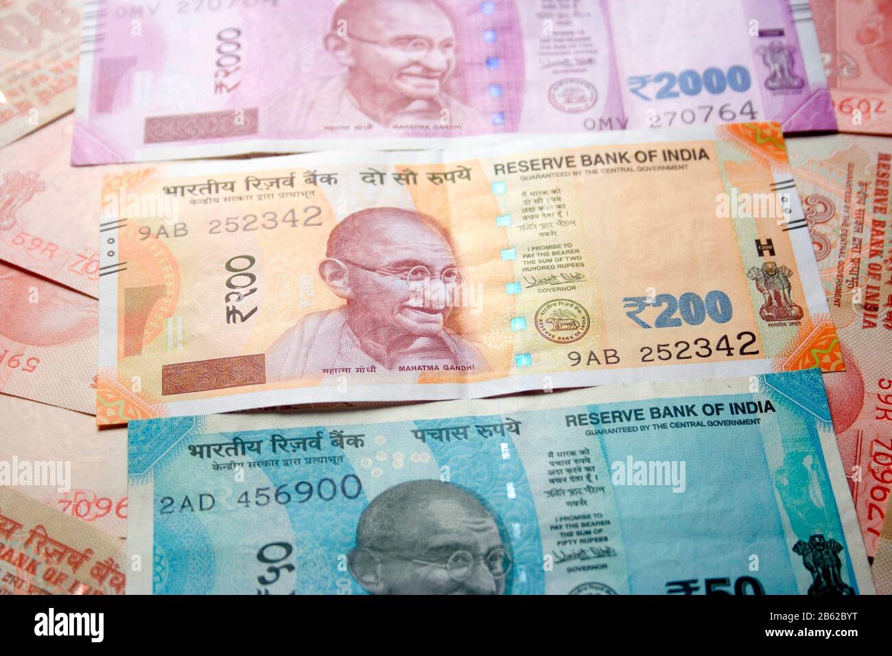 India banknote 500 rupees hi-res stock photography and images - Alamy
