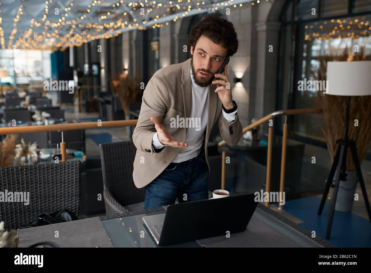 Complaining restaurant hi-res stock photography and images - Alamy