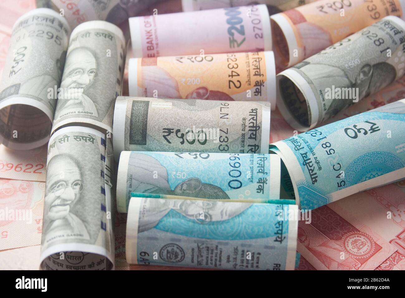 Indian two hundred rupees hi-res stock photography and images - Alamy