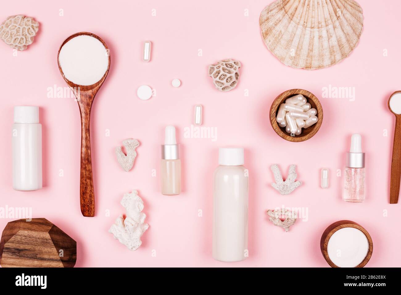 Different types of collagen. Powder, capsules, tablets and fluid Stock ...