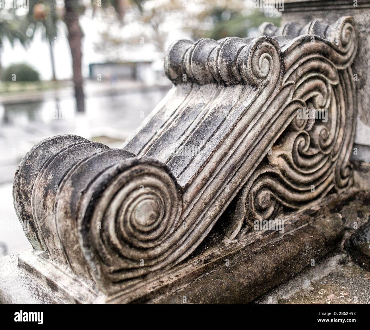 The bas-relief element - patterned sculpture on the facade of old abandoned palace Stock Photo ...