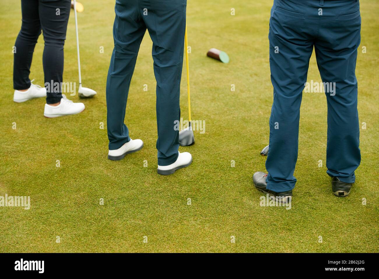 Female golfers legs hi-res stock photography and images - Alamy