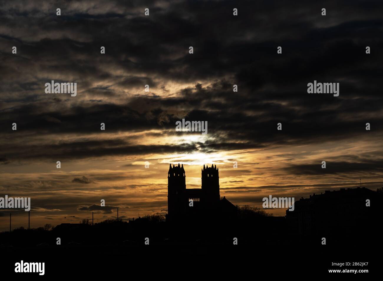 Munich, Germany. 09th Mar, 2020. At sunset, the clouds change colour in ...