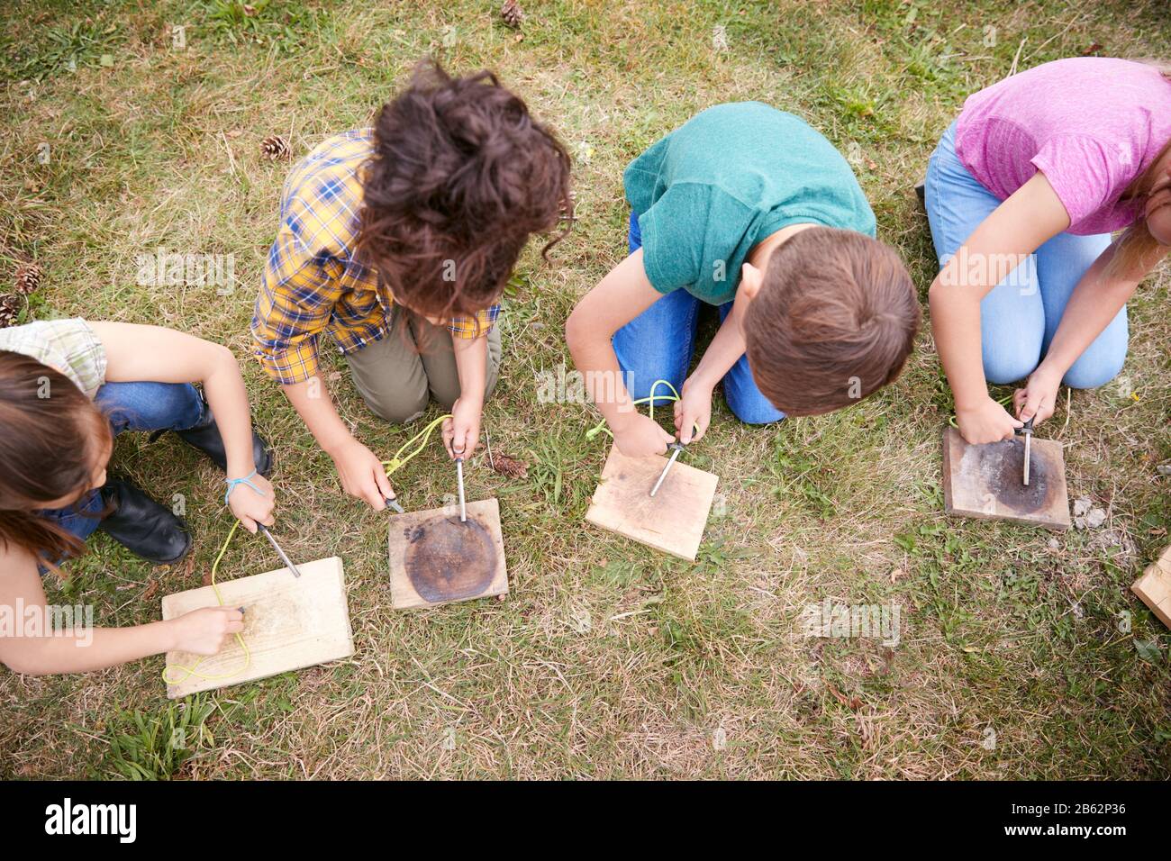 Group overhead children kids hi-res stock photography and images - Alamy
