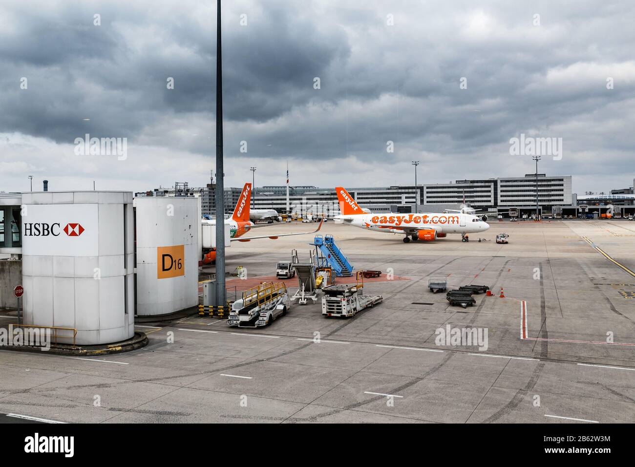 Aeroport cdg hi-res stock photography and images - Alamy