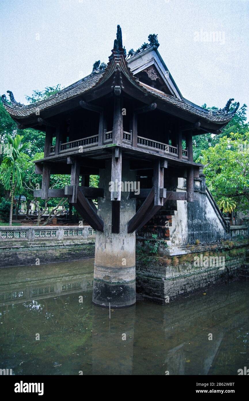 One Pillar Pagoda, Buddist Temple, Hanoi, Vietnam, November 1995 Stock ...