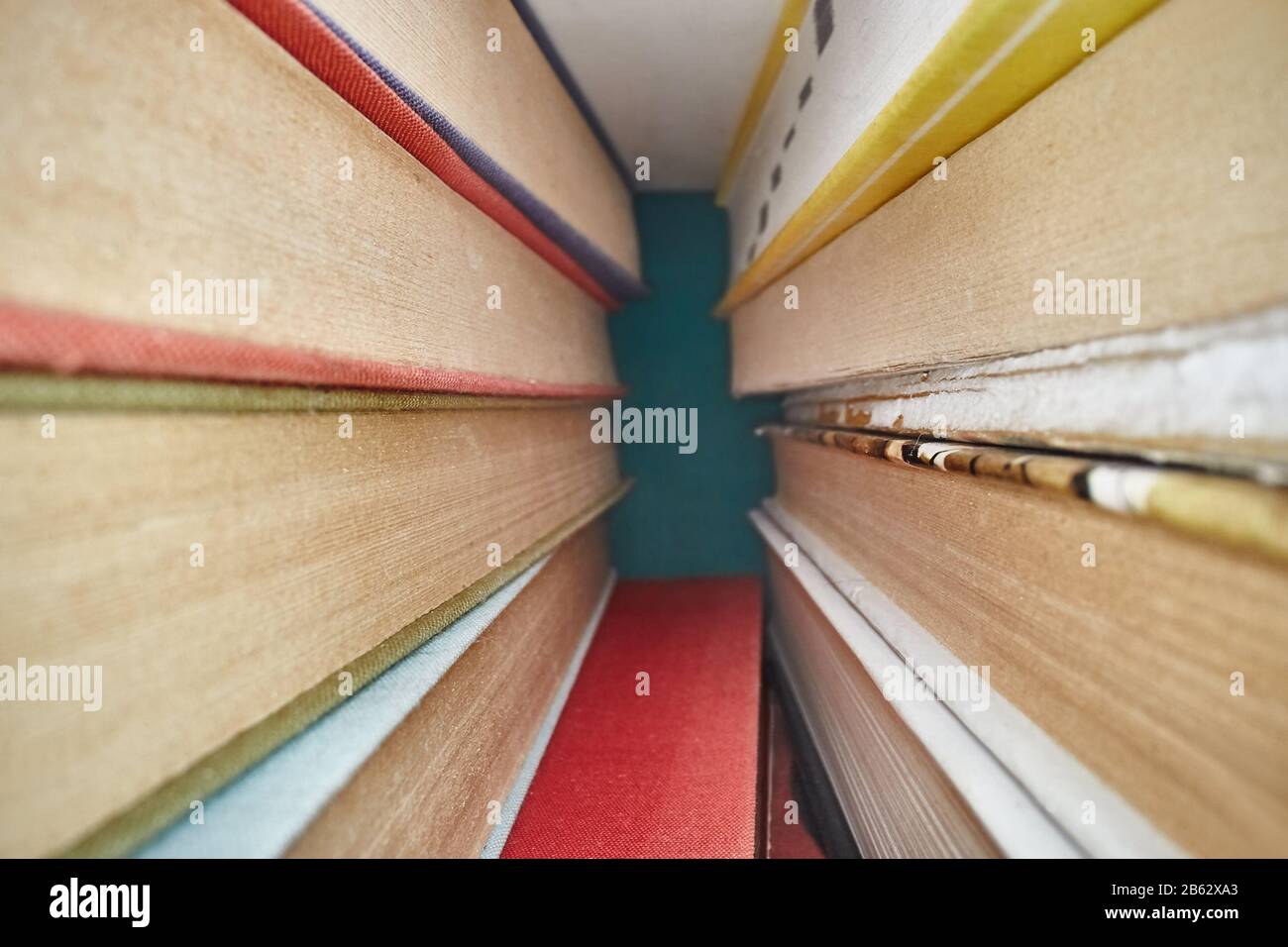 Wall books piled up hi-res stock photography and images - Alamy