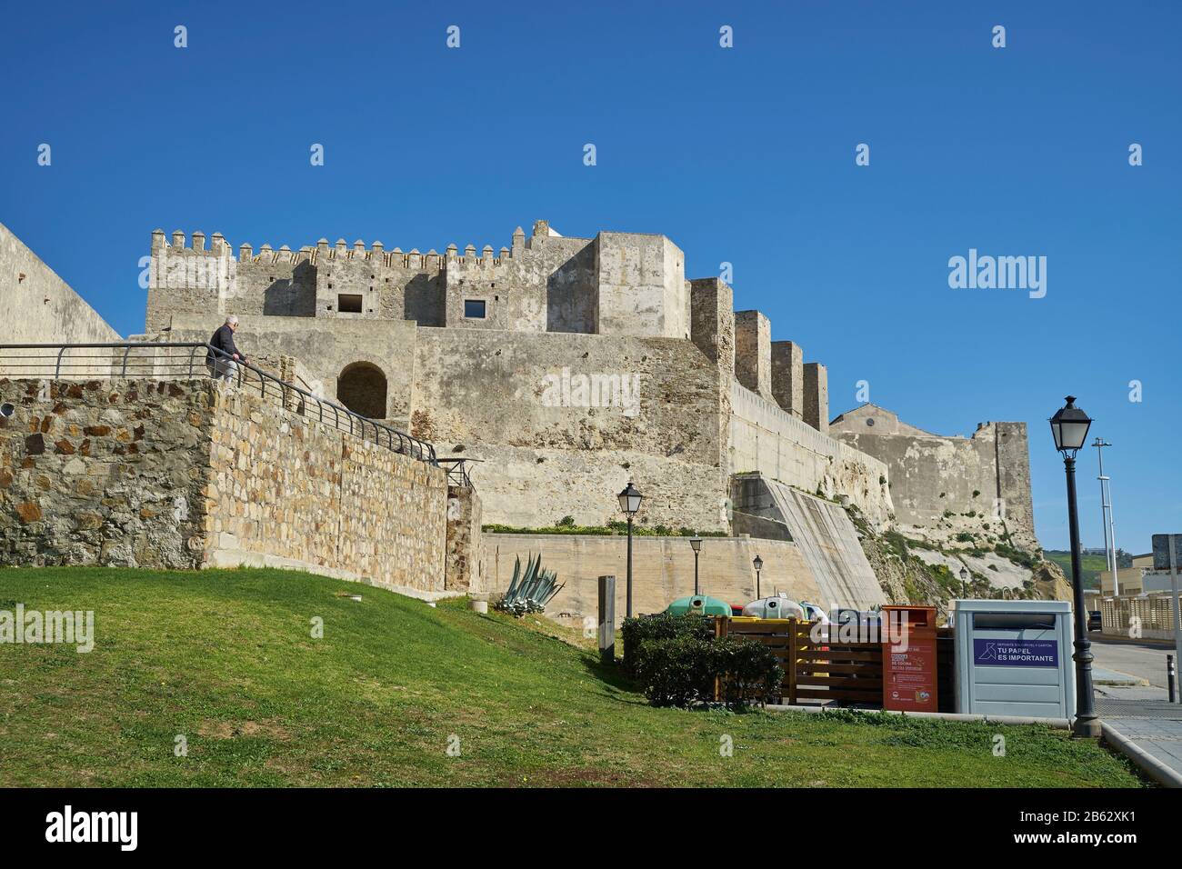 Castillo de guzman el bueno hi-res stock photography and images - Alamy