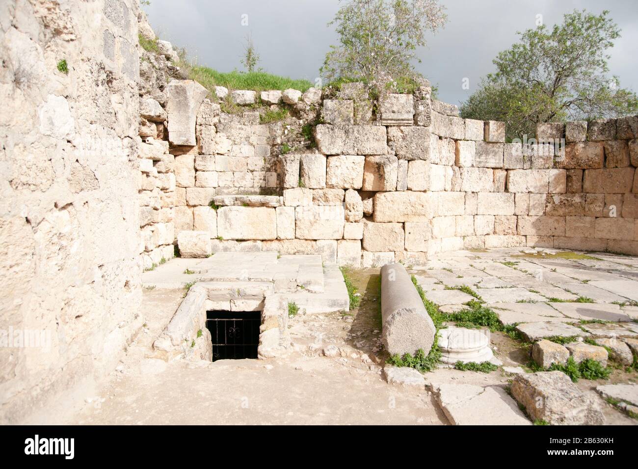 Sebastia ancient israel excavation on palestinian territory Stock Photo ...