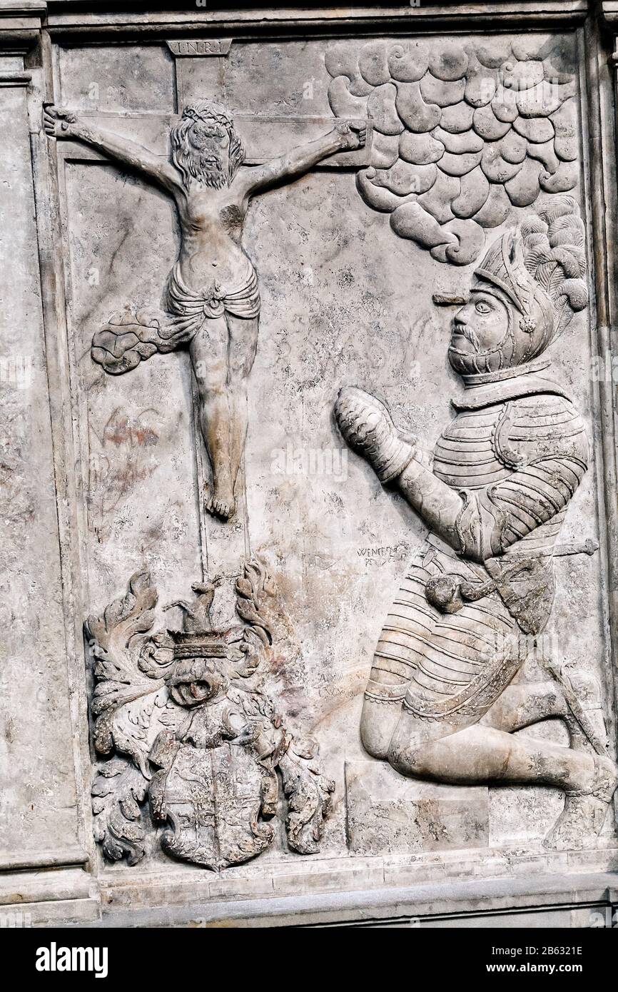 Marble Ancient bas-relief of the praying knight or king Stock Photo - Alamy