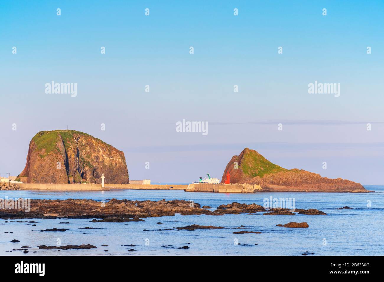 Japan, Hokkaido, Shiretoko National Park, Utoro harbour Stock Photo - Alamy