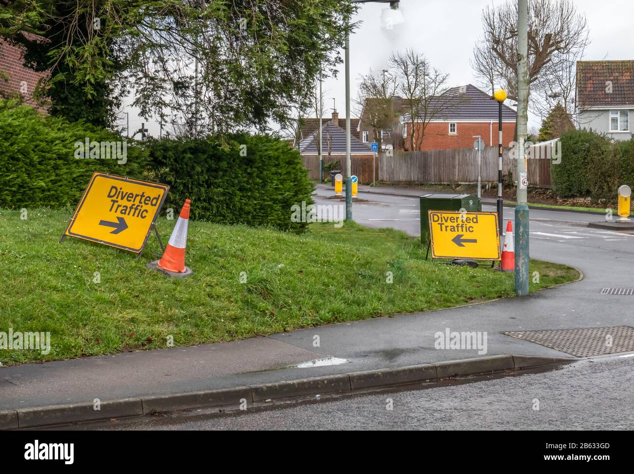 Diversion Road Signs High Resolution Stock Photography and Images - Alamy