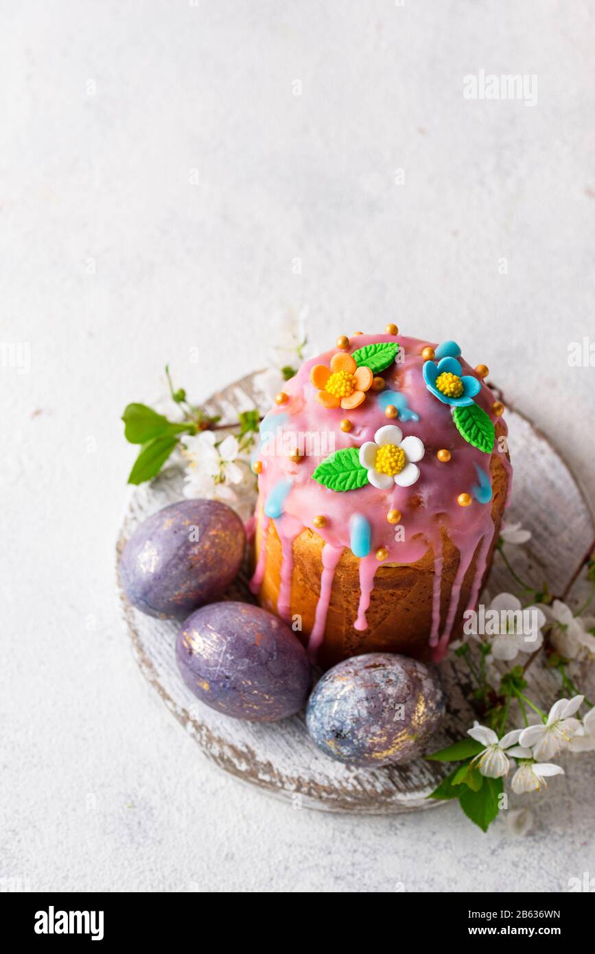 Traditional Easter cake with topping Stock Photo - Alamy