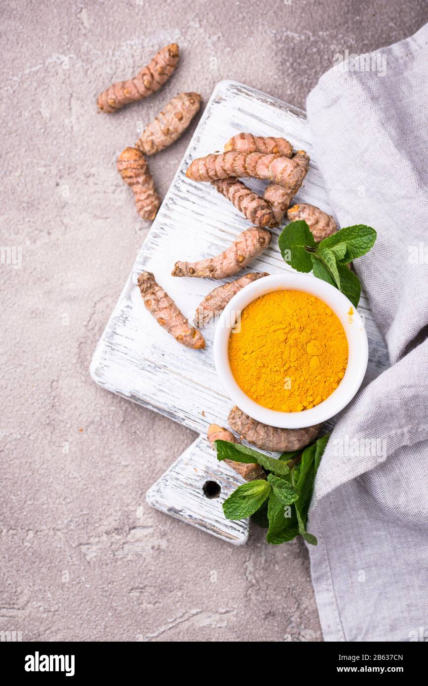 Fresh curcuma root hi-res stock photography and images - Alamy