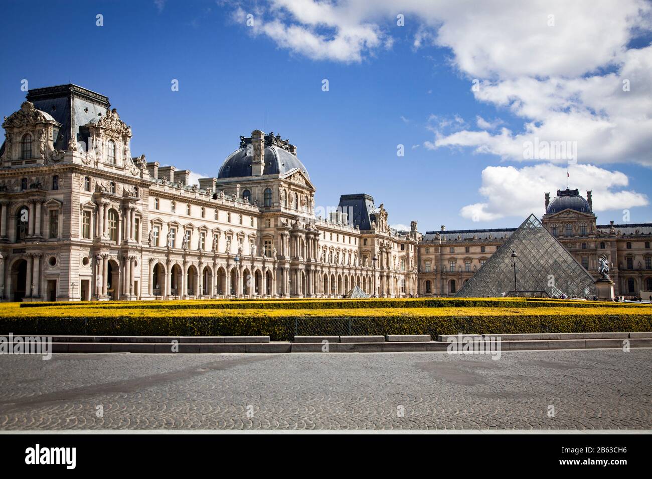 louvre museum in Paris France travel background Stock Photo - Alamy