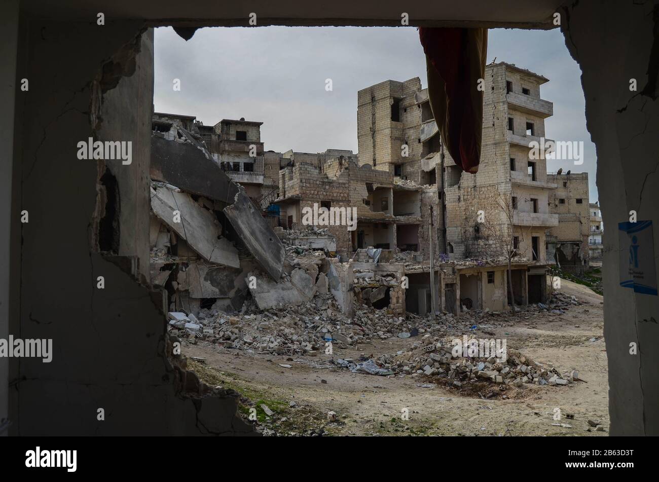 Civilian homes hi-res stock photography and images - Alamy