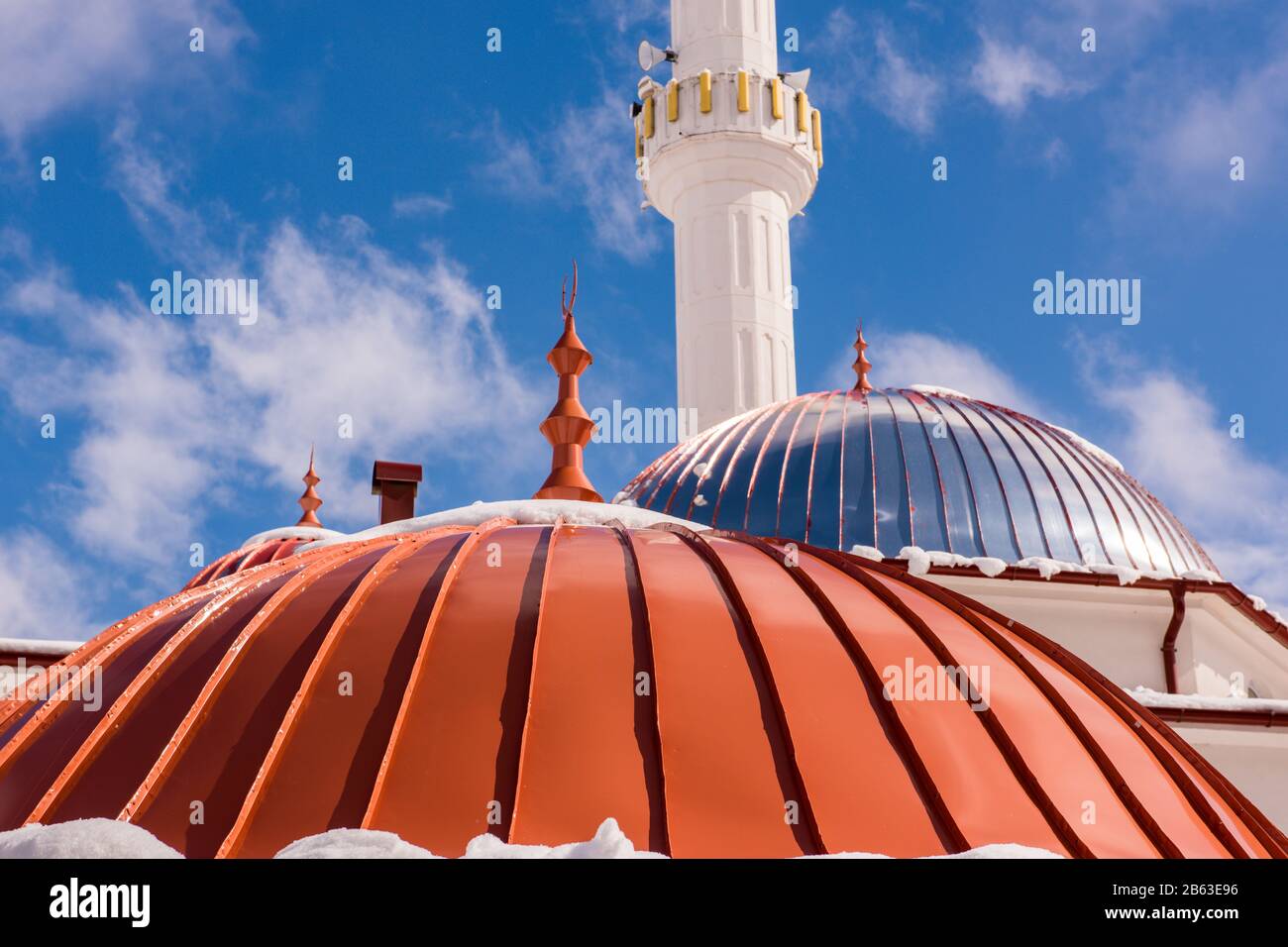 Scenic view of red mosque Stock Photo - Alamy