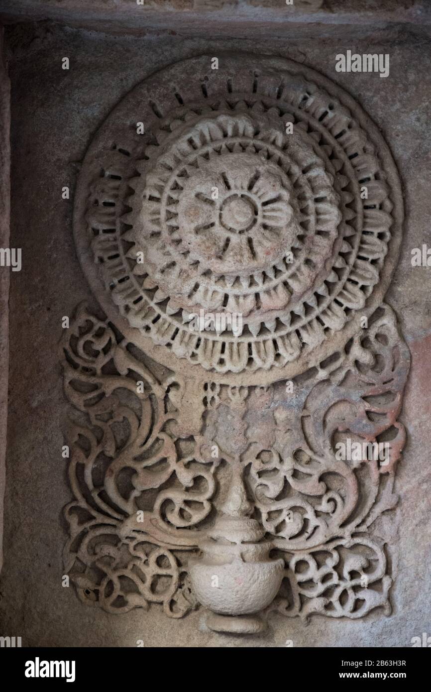 Indian head relief hi-res stock photography and images - Alamy