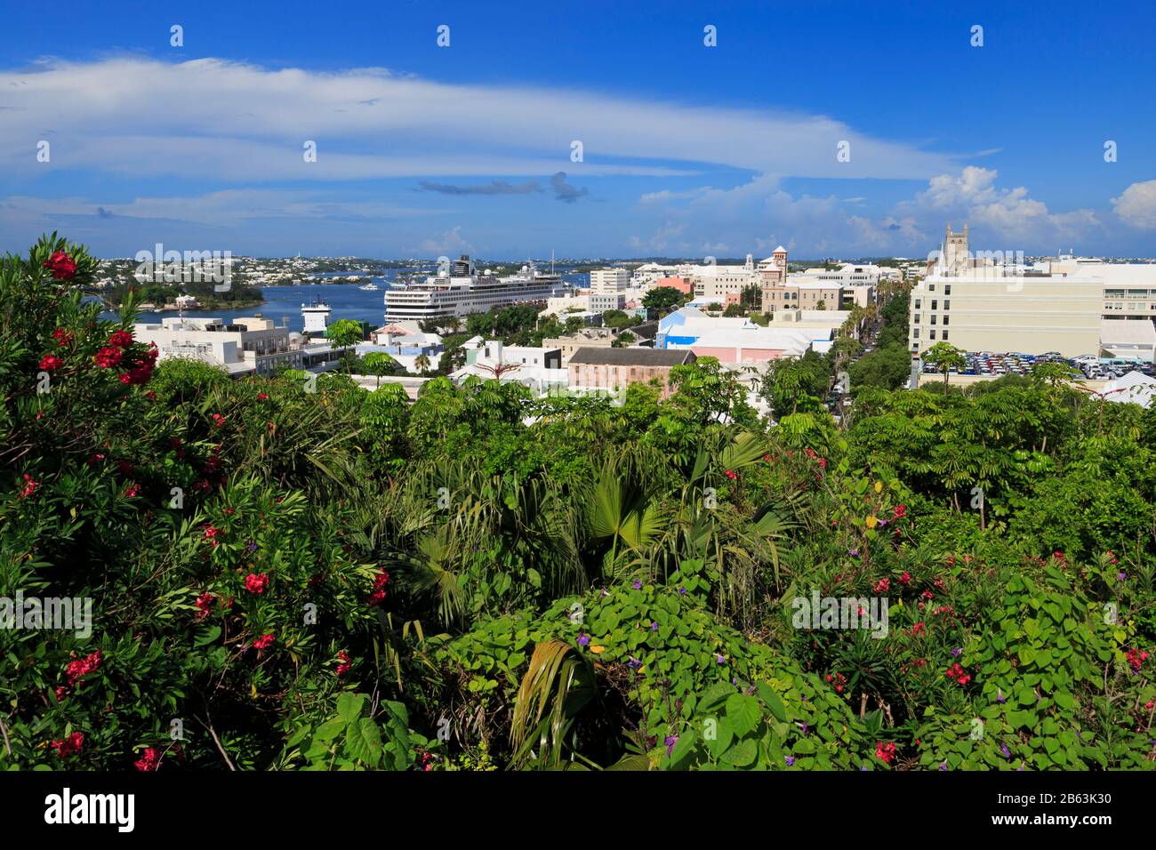 Hamilton bermuda skyline hi-res stock photography and images - Alamy