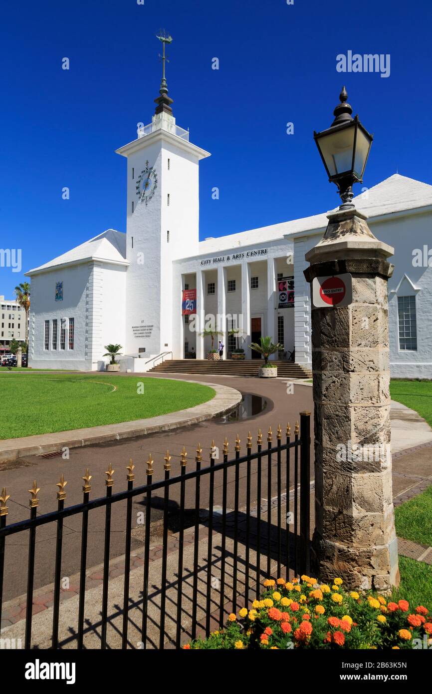 Hamilton bermuda city hall hi-res stock photography and images - Alamy