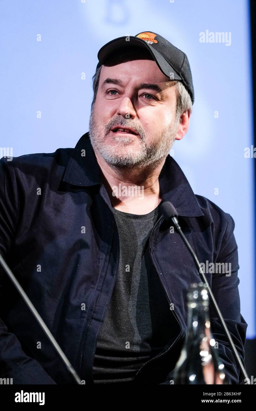 David arnold hi-res stock photography and images - Alamy