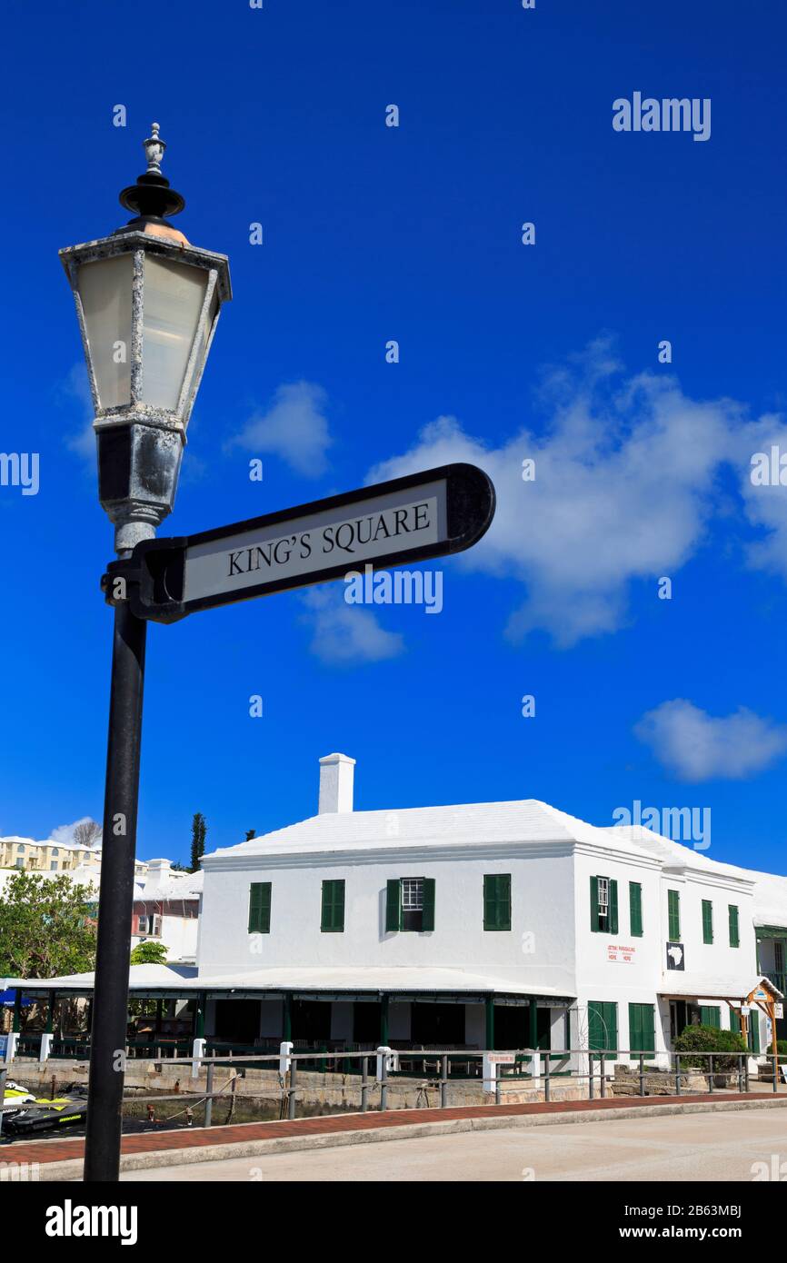 Kings square hi-res stock photography and images - Alamy