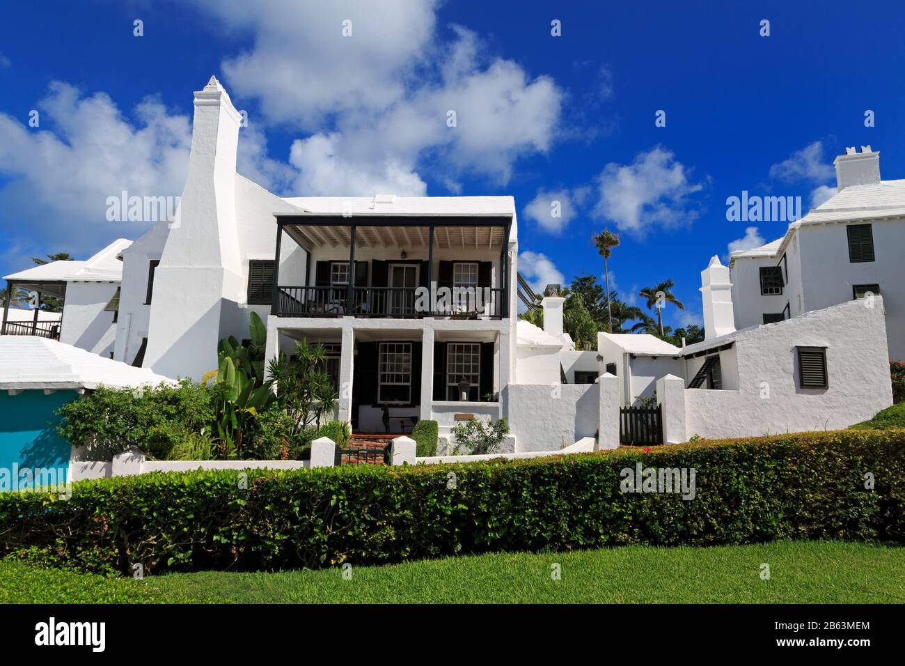 Bermuda bridge house architecture hi-res stock photography and images ...