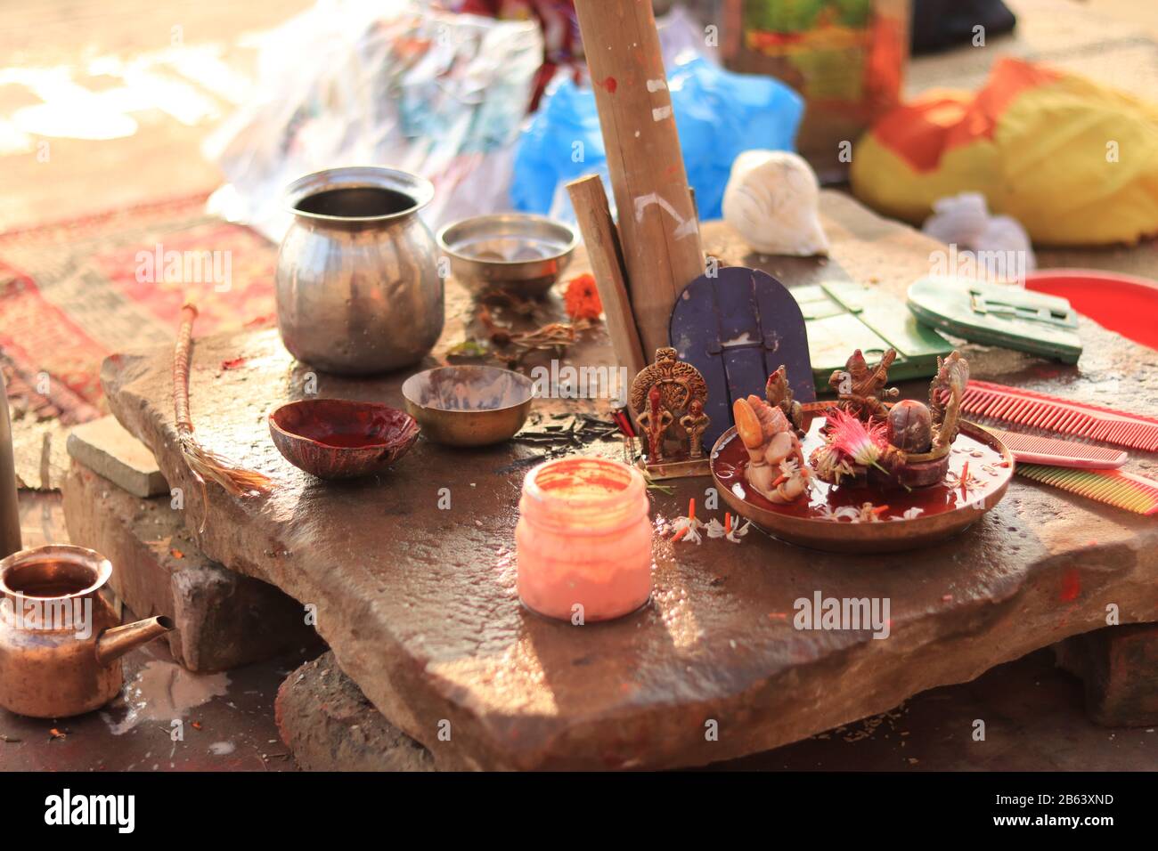 God pot hi-res stock photography and images - Alamy