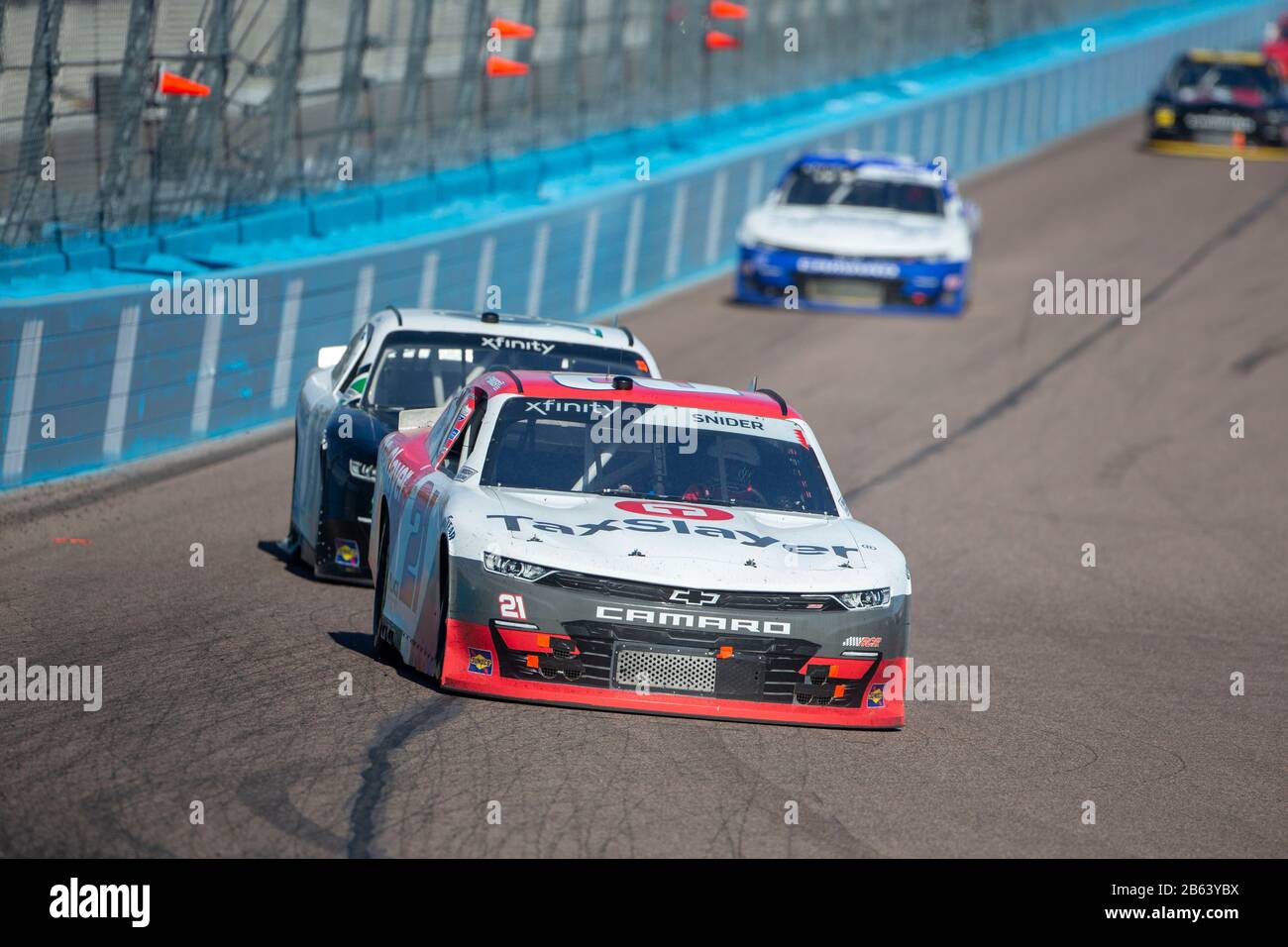 Avondale, Arizona, USA. 8th Mar, 2020. Myatt Snider (21) races for ...
