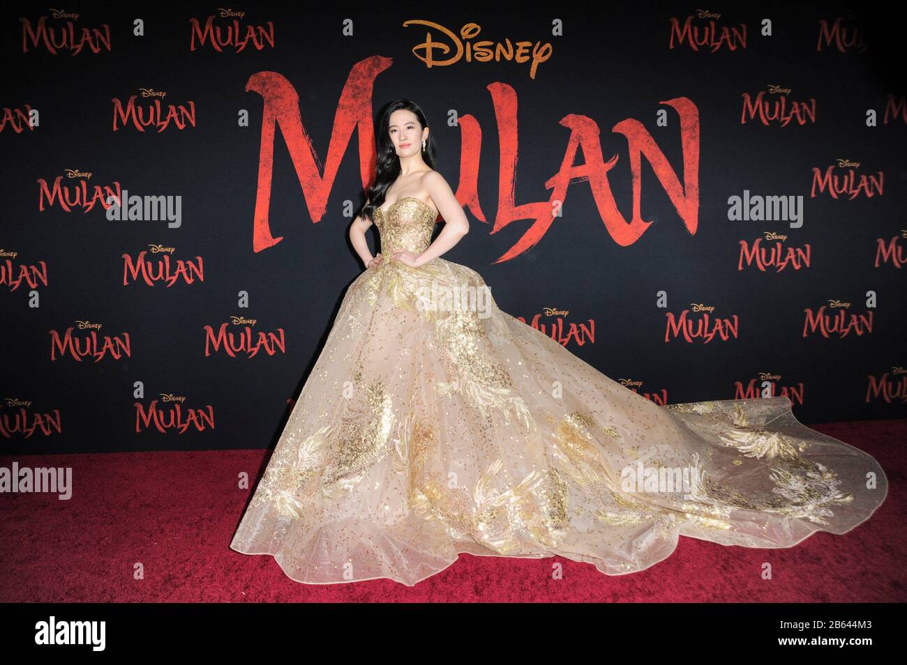 Mulan liu yifei hi-res stock photography and images - Alamy