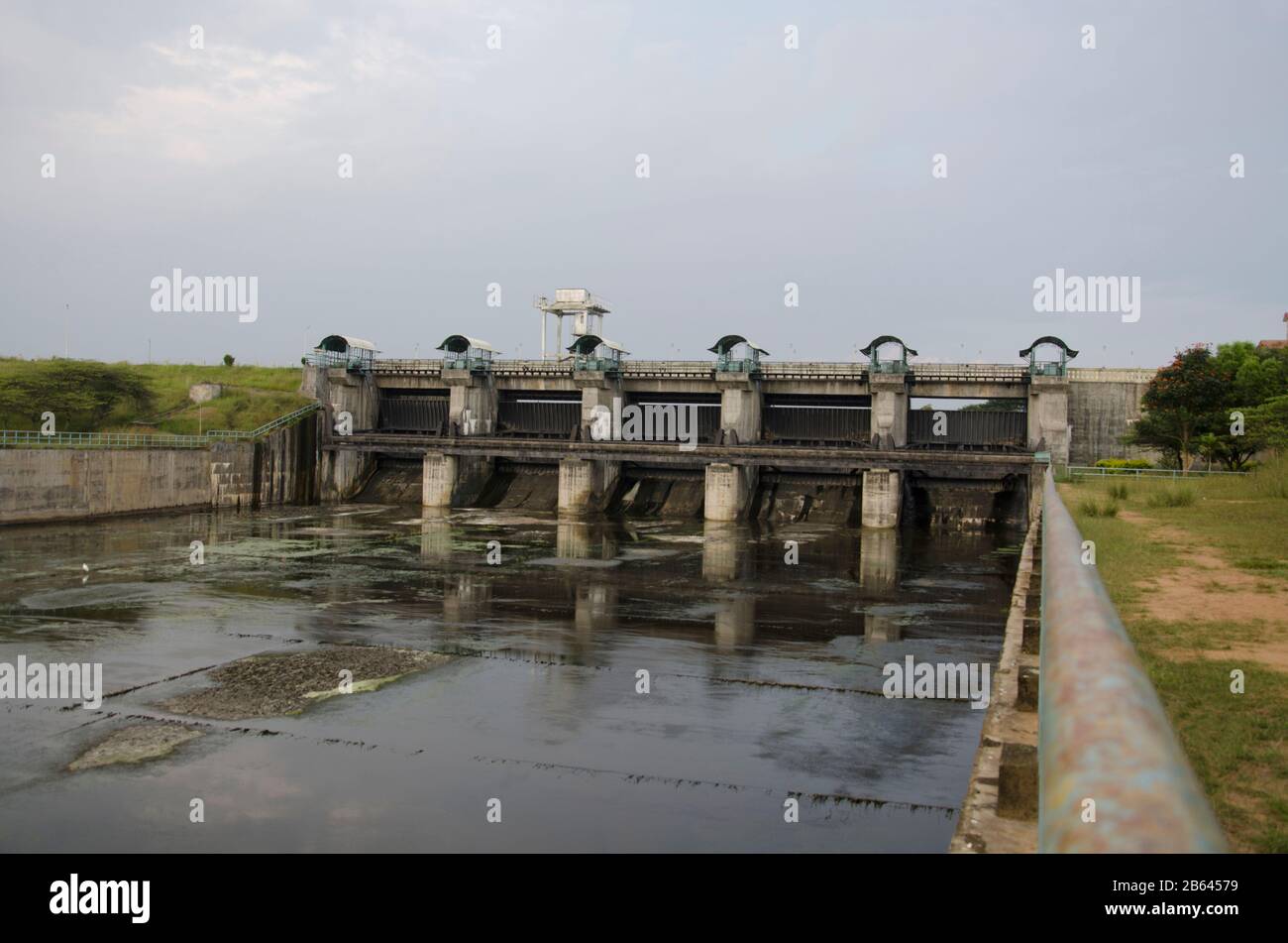 Karnataka dam hi-res stock photography and images - Alamy