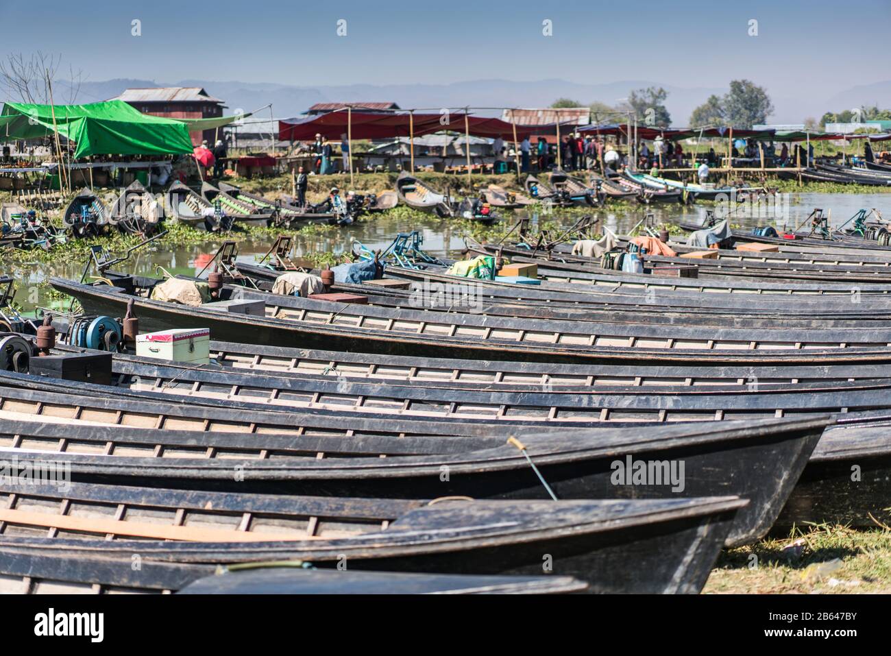 Local people in the Inle lake, Myanmar, Asia Stock Photo - Alamy