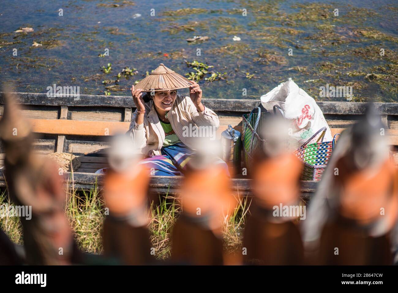 Local people from Inle lake, Myanmar, Asia Stock Photo - Alamy