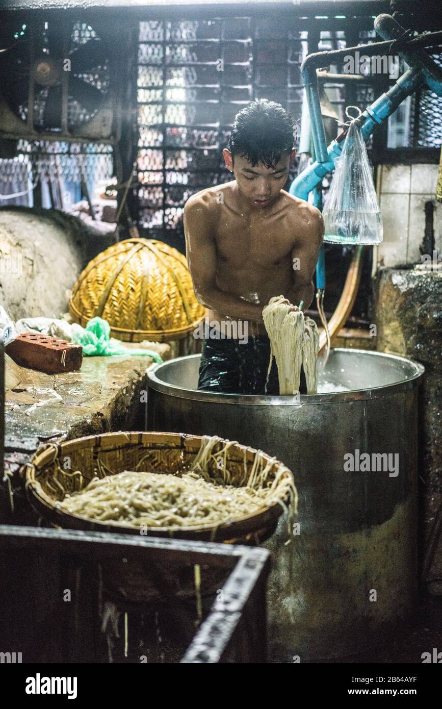 Yangon noodle hi-res stock photography and images - Alamy