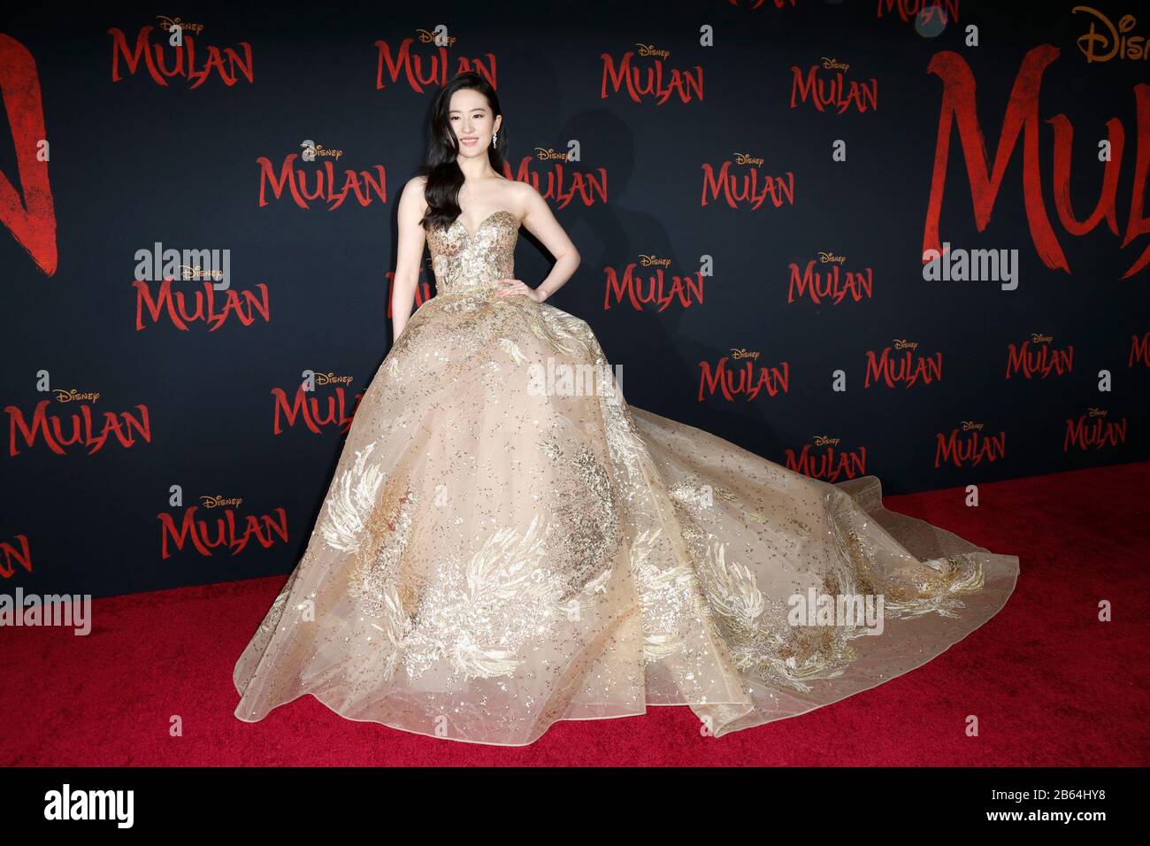 Hollywood, USA. 09th Mar, 2020. Liu Yifei, Crystal Liu walking the red ...