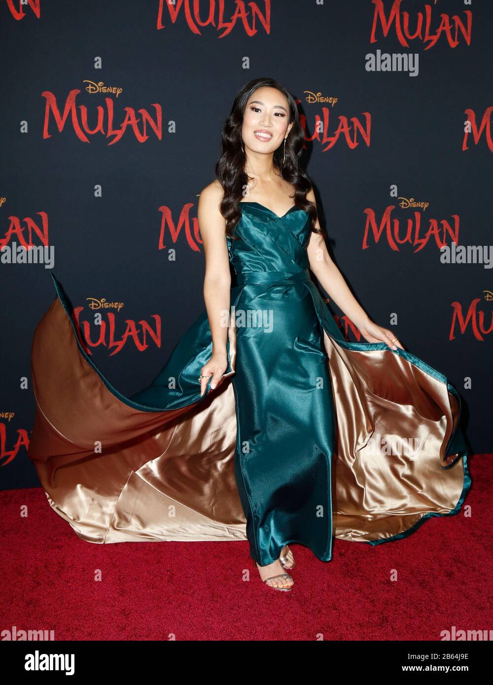 Hollywood, USA. 09th Mar, 2020. Susan Tang, Xana Tang walking the red ...