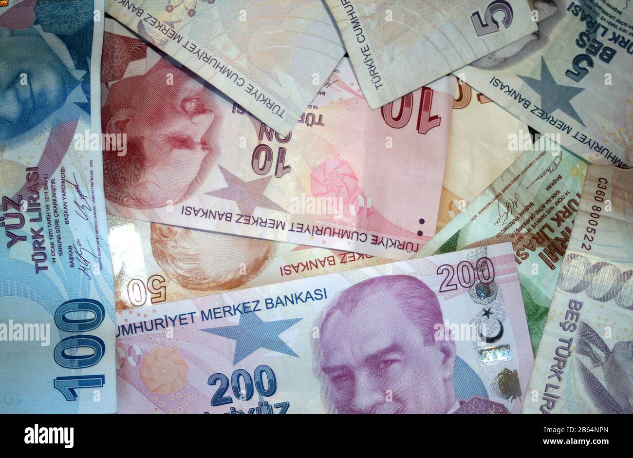 Turk lirasi notes hi-res stock photography and images - Alamy