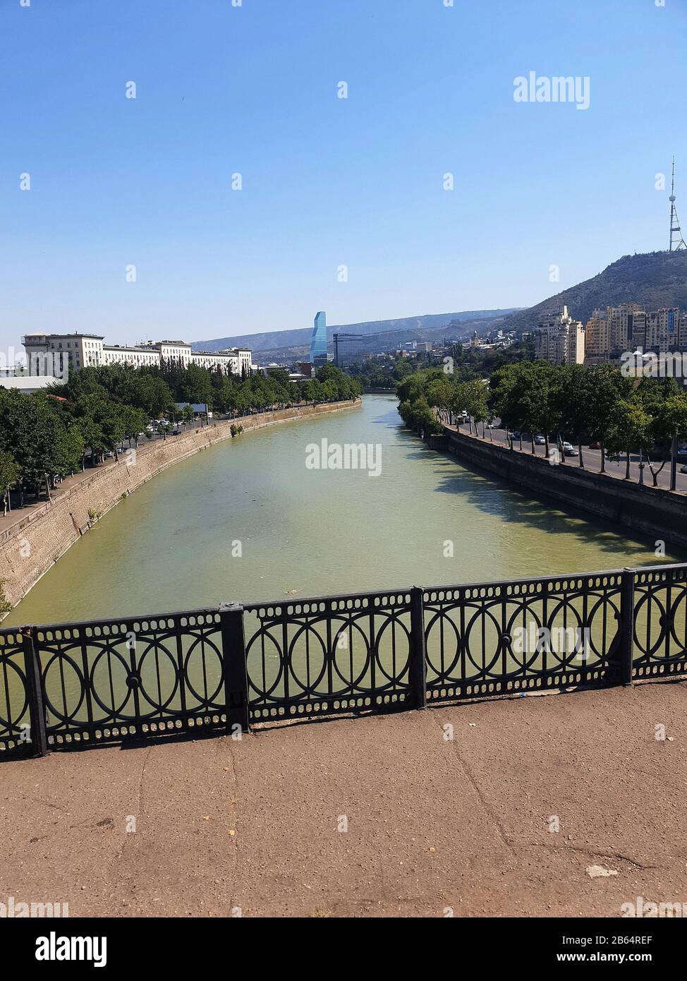 The Kura (Mtkvari) river, Tbilisi, Georgia Stock Photo - Alamy