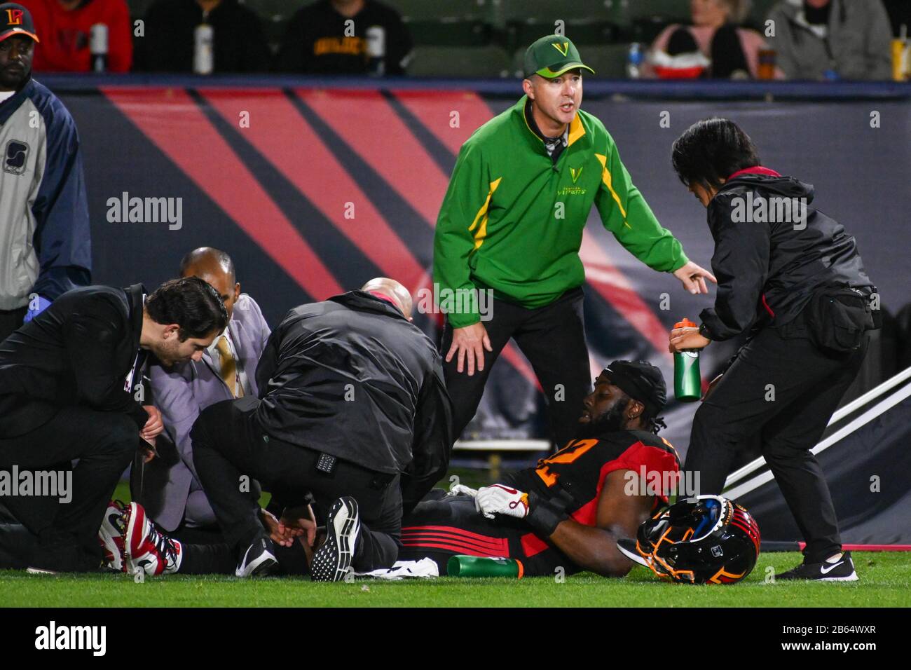 XFL medics treat LA Wildcats tight end Brandon Barnes (82) during an ...