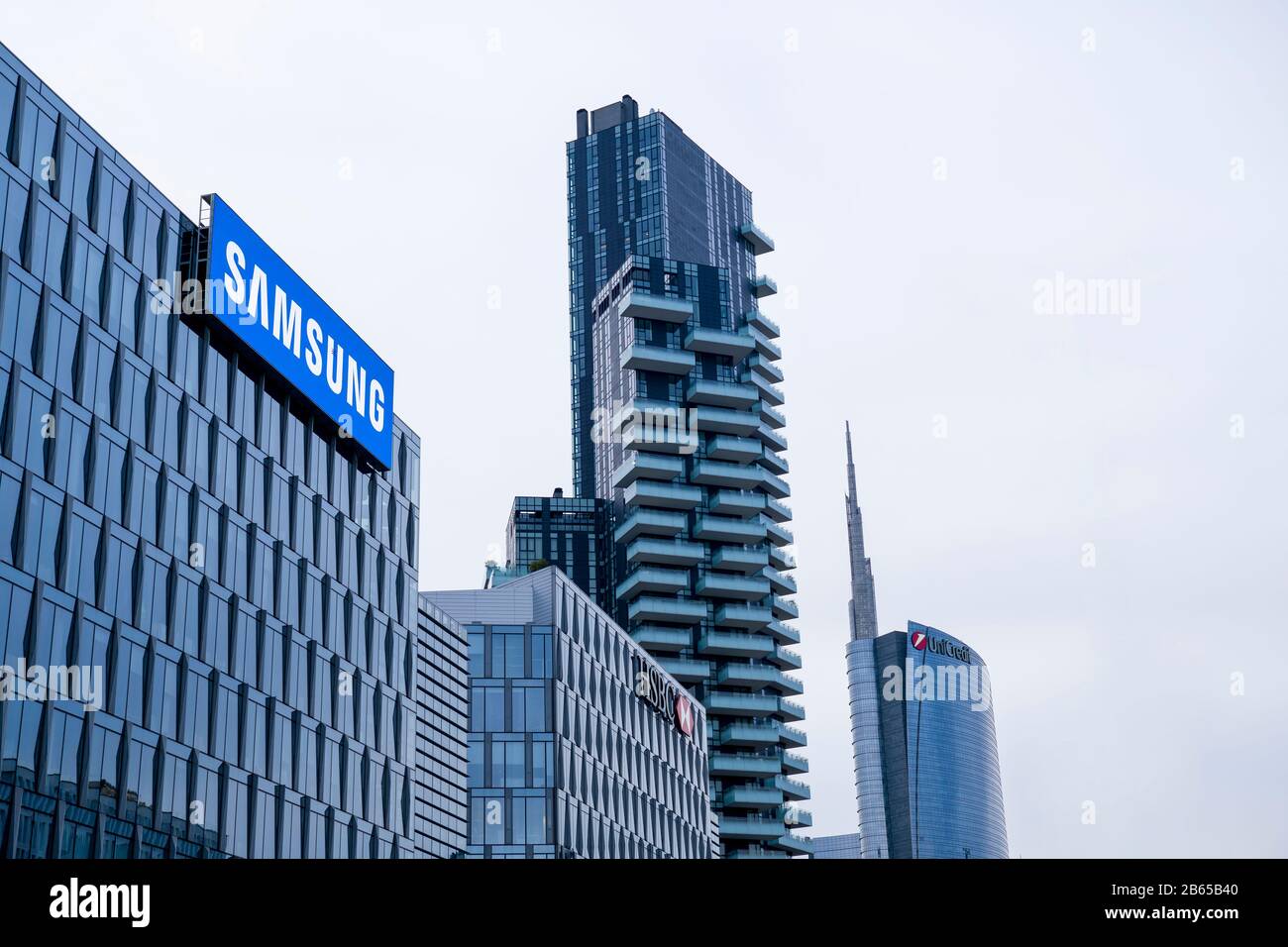 The samsung group hi-res stock photography and images - Alamy