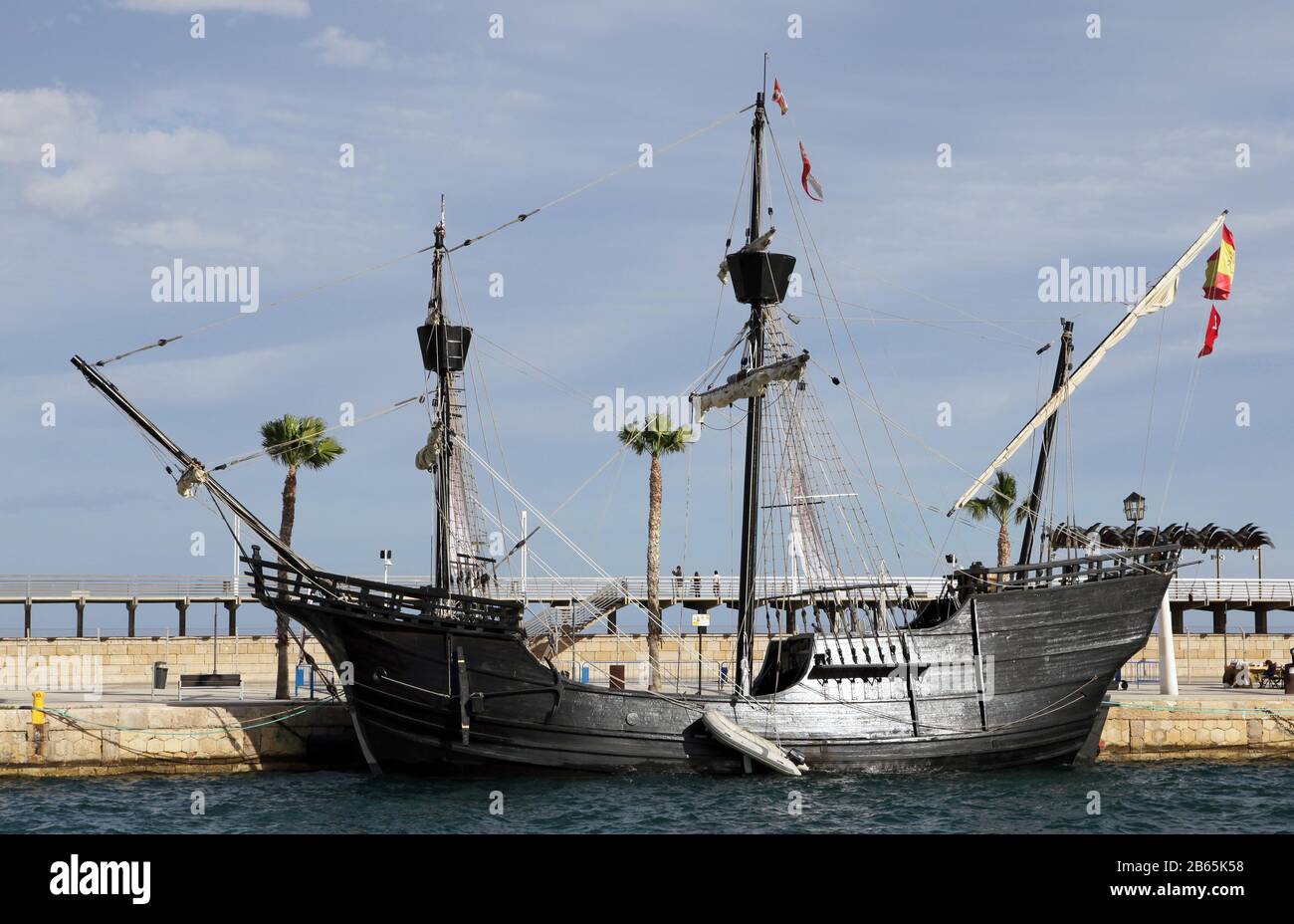 A spanish galleon hi-res stock photography and images - Alamy