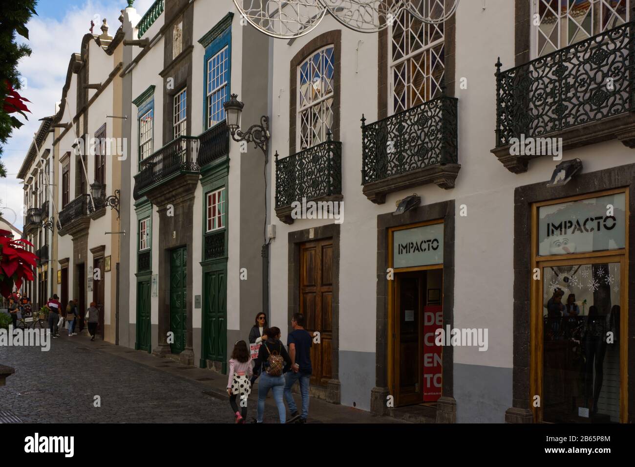 Shopping street (Alvarez de Abreu) in Santa Cruz, La Palma, Canary ...