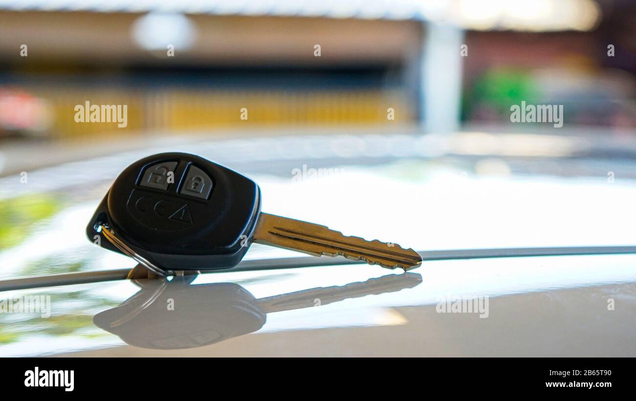 Car remote key table hi-res stock photography and images - Alamy