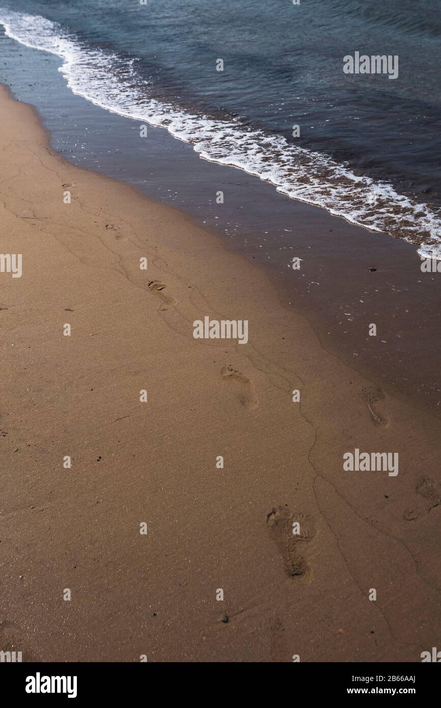 Footprint beach footsteps hi-res stock photography and images - Alamy