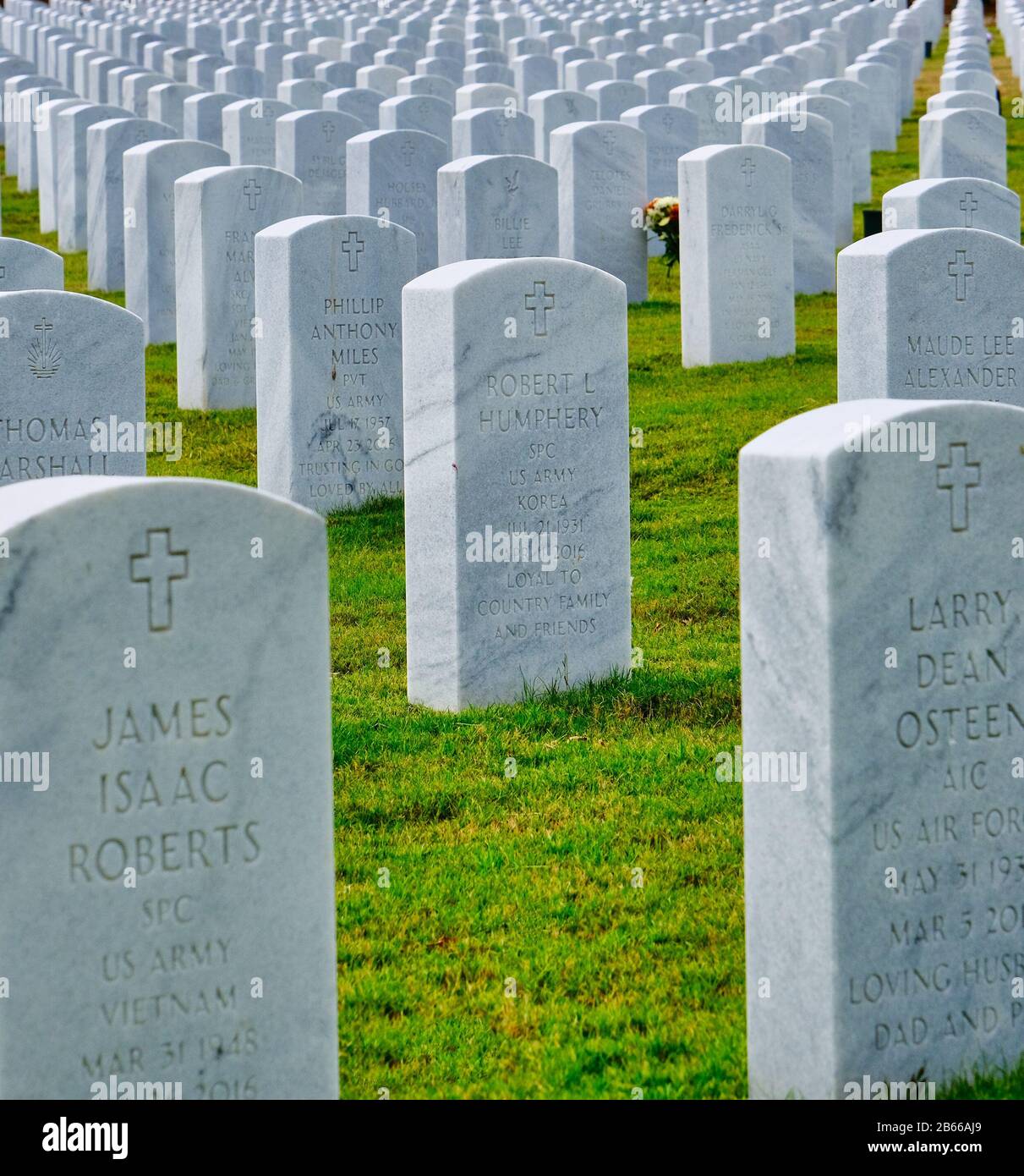 American army cemetery hi-res stock photography and images - Alamy