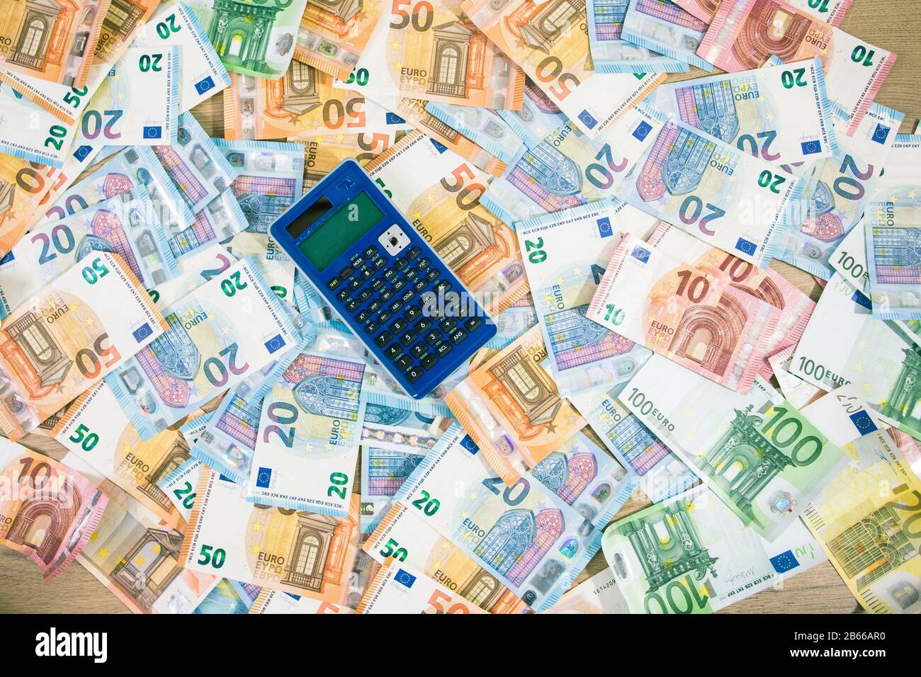 Euro investment plan hi-res stock photography and images - Alamy