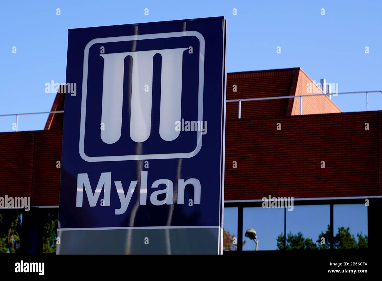 Mylan hi-res stock photography and images - Alamy